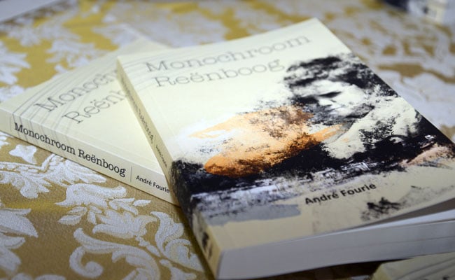 Tien vrae: André Fourie oor Monochroom reënboog - LitNet Tien vrae: André Fourie oor Monochroom reënboog - LitNet