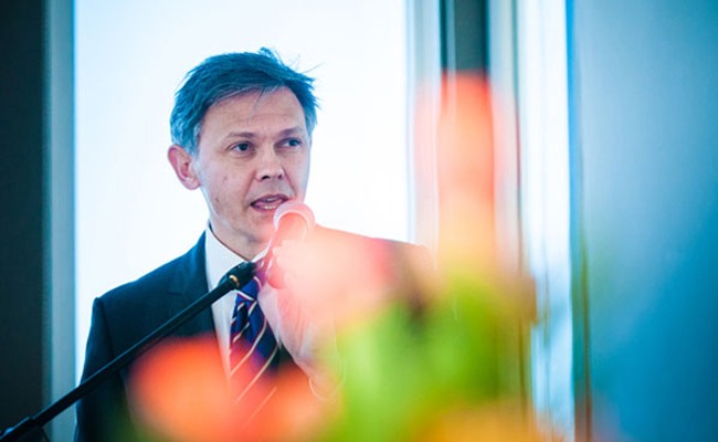 Stephanus Muller se woord van die jaar 2015 - LitNet