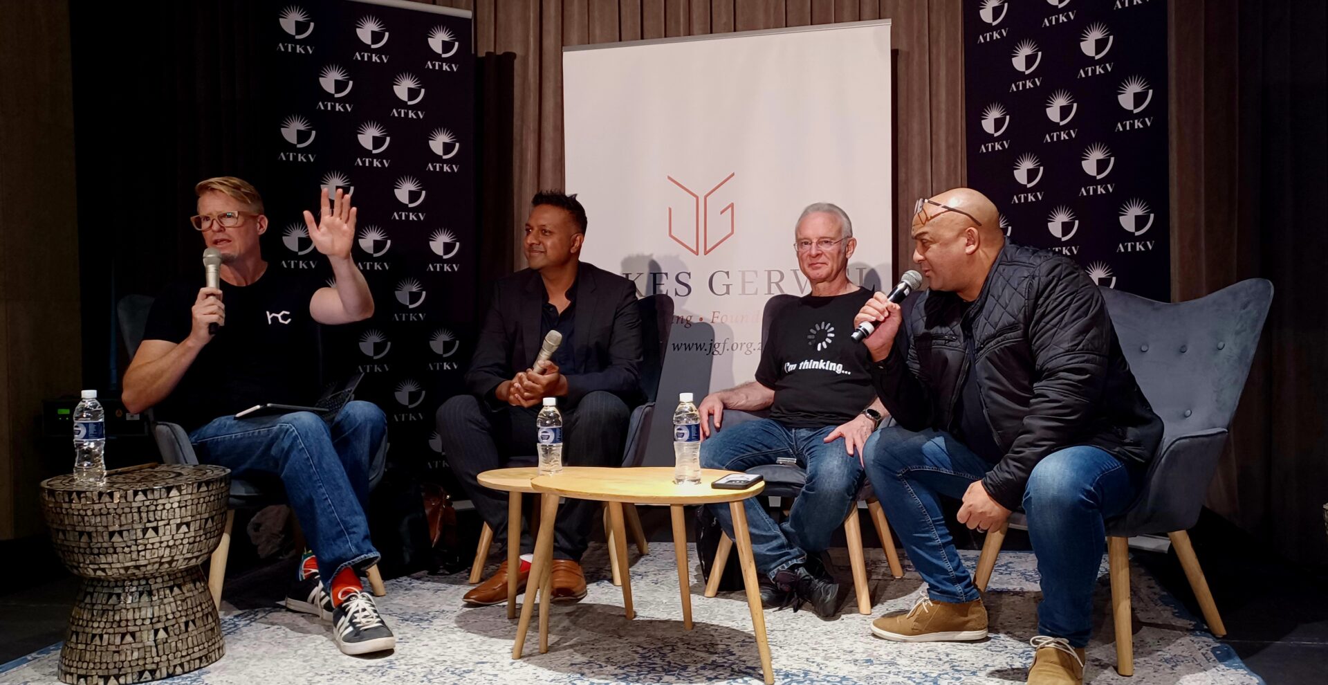 Oorsig ‒ Jakes Gerwel-gesprek (Suidoosterfees 2024): Gaan kunsmatige ...